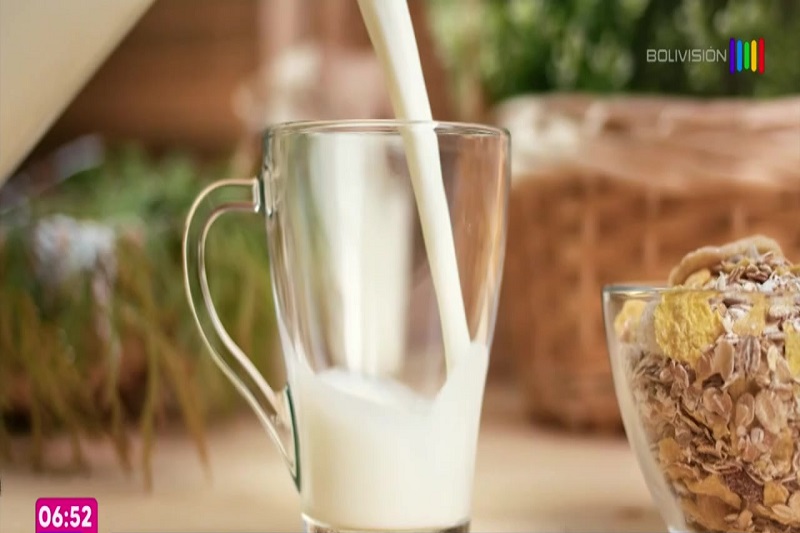 Luis Siles: 'El precio de la leche es de Bs. 6,80'